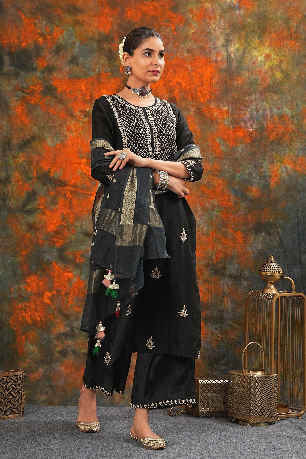 Premium Raj Embroidery Suits in Vibrant Indian Styles | Saatvikei